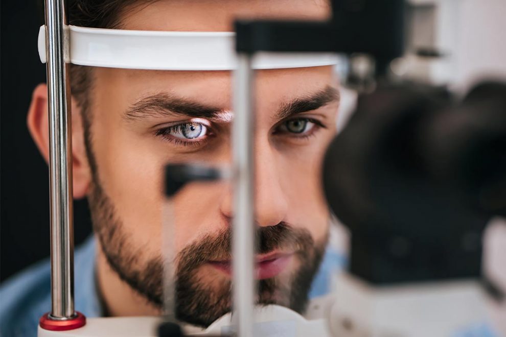 I sintomi della neurite, l'infiammazione che colpisce il nervo ottico